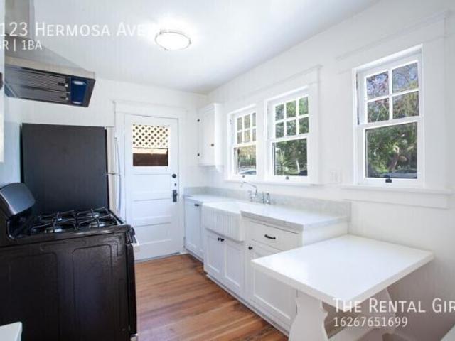 Studio, 1 bath, Condo 5123 Hermosa Ave