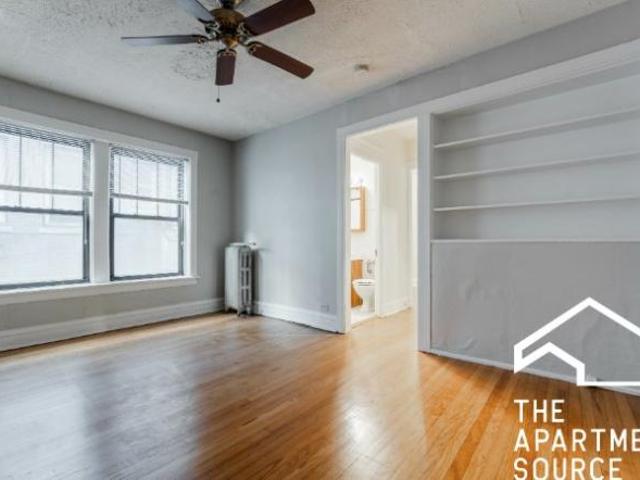 Studio, 1 bath, Condo 512 West Cornelia Ave