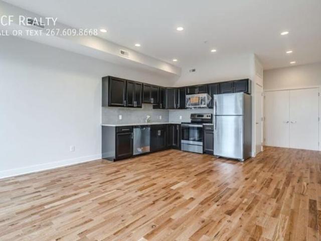 Studio, 1 bath, Condo 514 South Street