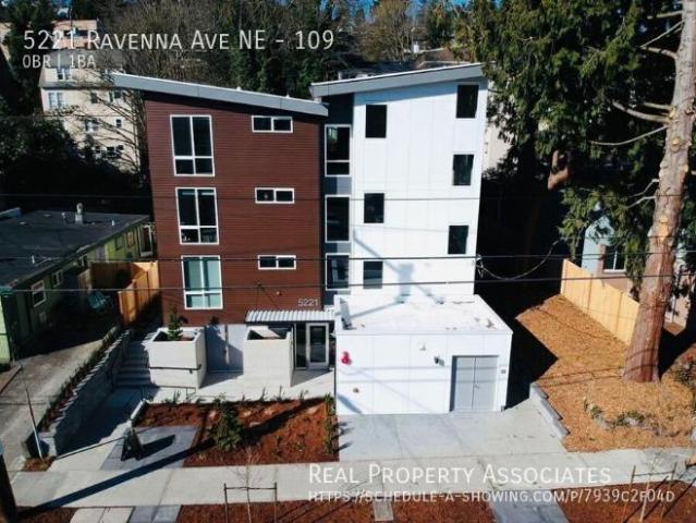 Studio, 1 bath, Condo 5221 Ravenna Ave NE