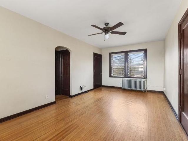 Studio, 1 bath, Condo 5230 E Washington Street