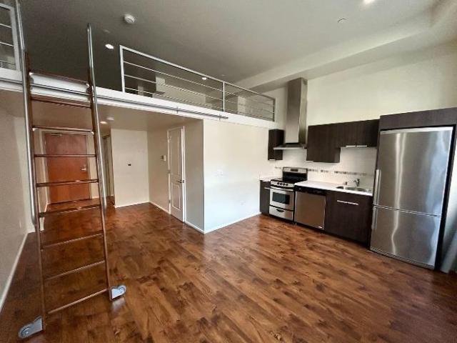 Studio, 1 bath, Condo 529 Stevenson Street