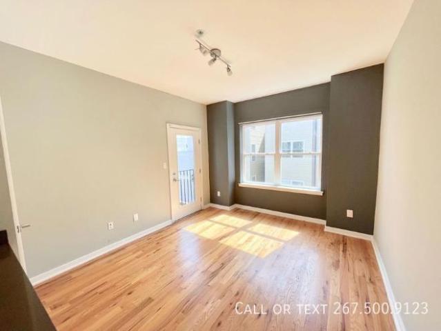 Studio, 1 bath, Condo 531 Budd St