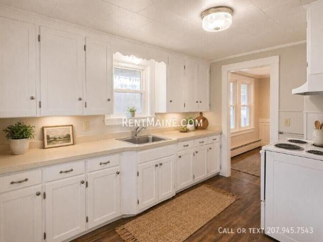 Studio, 1 bath, Condo 64 Elm St