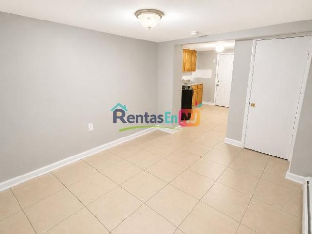 Studio, 1 bath, Condo 66 N 9th St