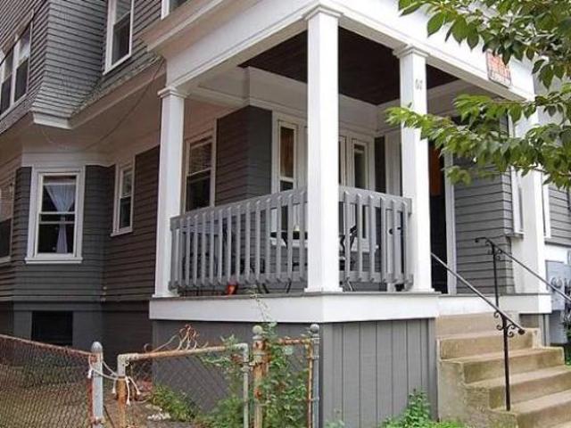 Studio, 1 bath, Condo 67 Medway Street
