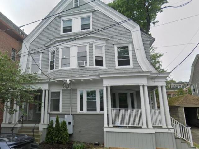 Studio, 1 bath, Condo 67 Medway Street