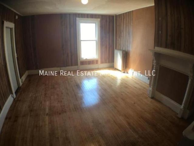 Studio, 1 bath, Condo 67 Cedar St