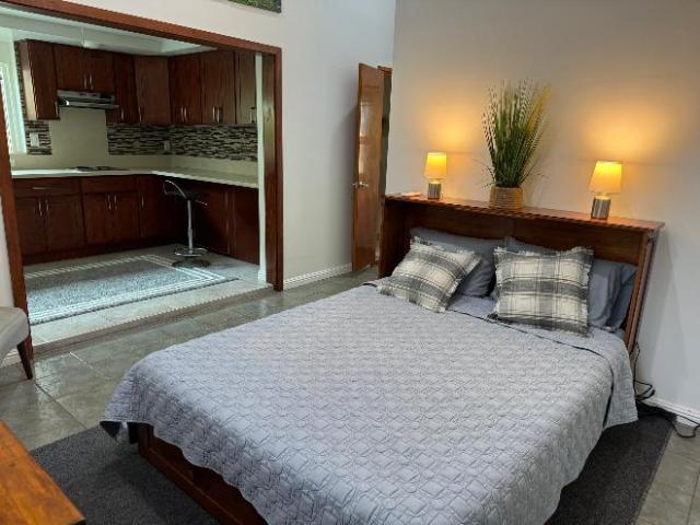 Studio, 1 bath, Condo 610 Uluoa St