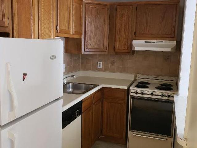 Studio, 1 bath, Condo 616 Boston Post Rd