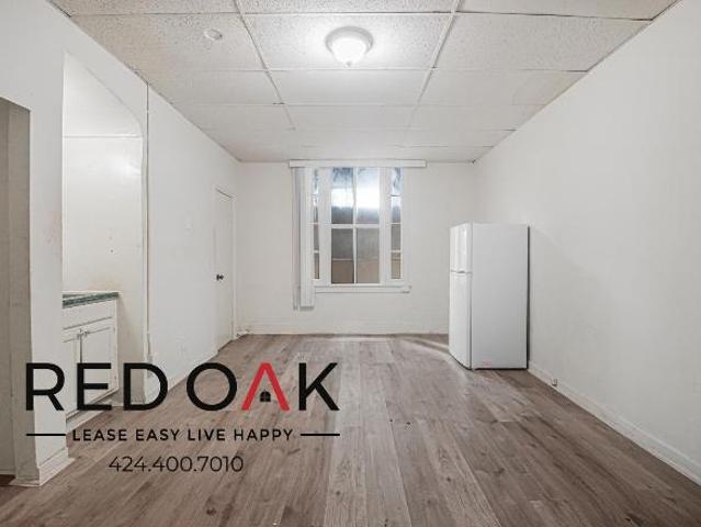 Studio, 1 bath, Condo 627 S Normandie Ave