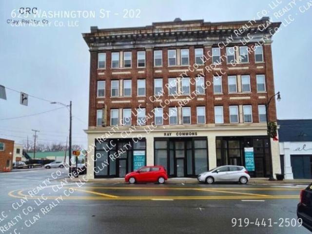 Studio, 1 bath, Condo 625 Washington St