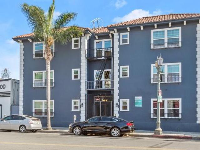 Studio, 1 bath, Condo 6358 Yucca St