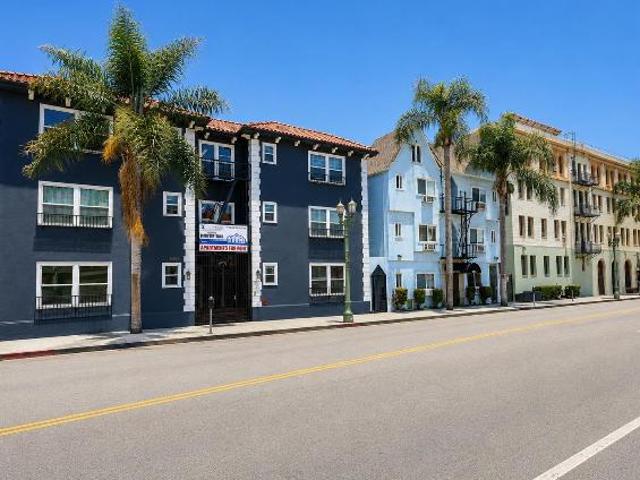 Studio, 1 bath, Condo 6358 Yucca St