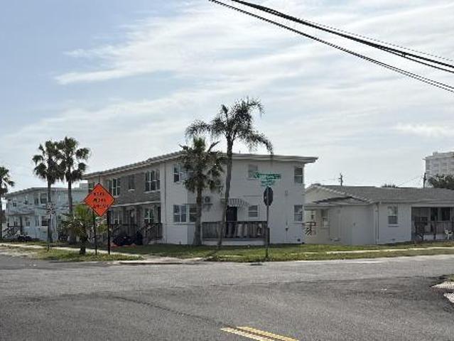 Studio, 1 bath, Condo 740 N Grandview Ave