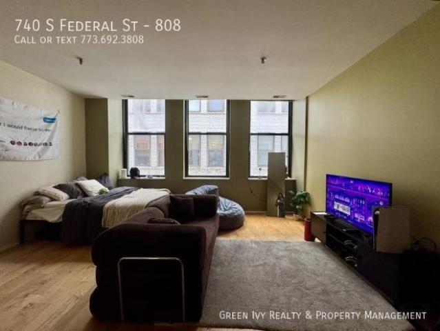 Studio, 1 bath, Condo 740 S Federal St