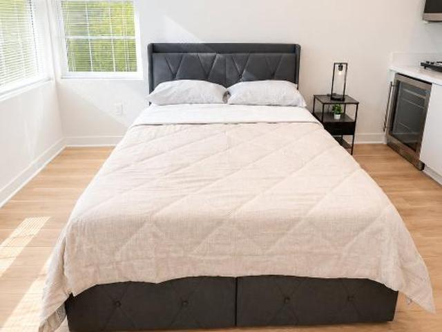 Studio, 1 bath, Condo 74189 Storke Dr