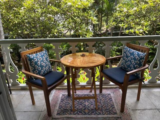 Studio, 1 bath, Condo 75 5776 Kuakini Hwy