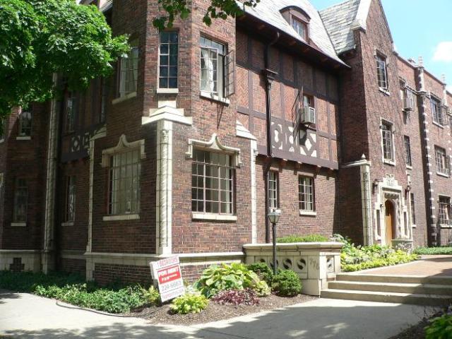 Studio, 1 bath, Condo 775 E Broad St