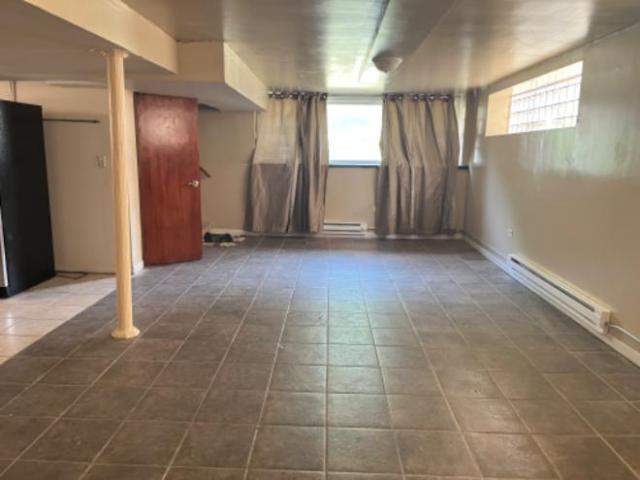 Studio, 1 bath, Condo 7922 S Wood Ave