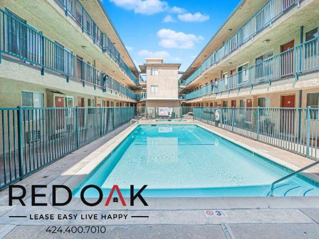 Studio, 1 bath, Condo 7947 Reseda Blvd
