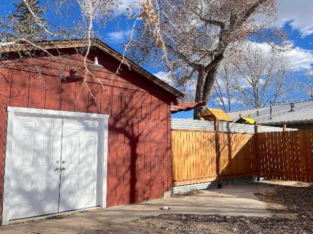 Studio, 1 bath, Condo 700 W Ruby Ave