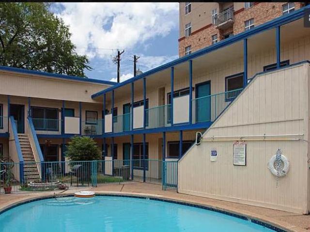 Studio, 1 bath, Condo 709 W 26th St