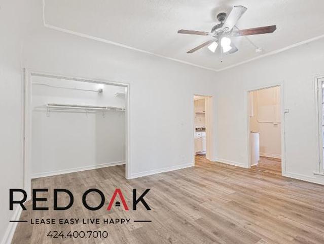 Studio, 1 bath, Condo 716 S Berendo St