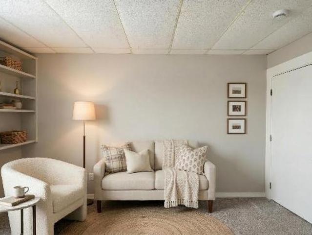Studio, 1 bath, Condo 7207 Grandview Avenue