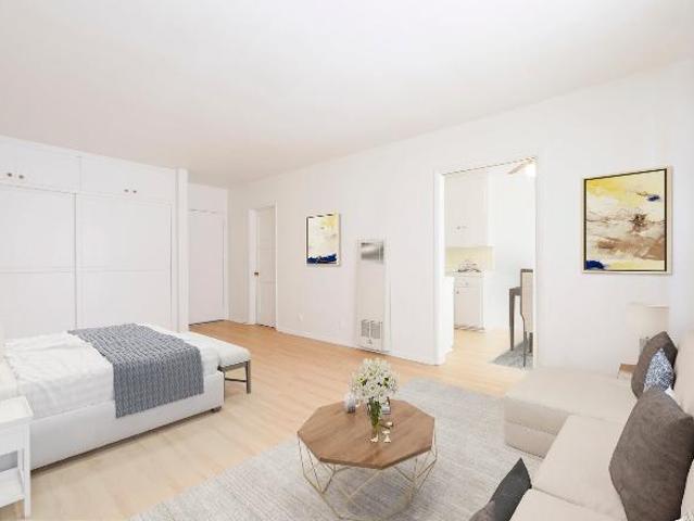 Studio, 1 bath, Condo 729 Gayley Ave