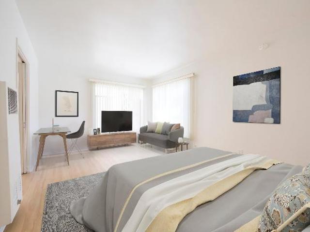 Studio, 1 bath, Condo 729 Gayley Ave