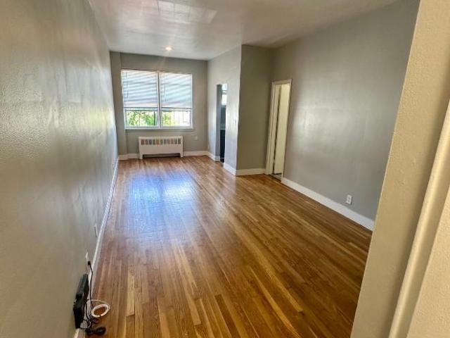 Studio, 1 bath, Condo 85 Easton Ave