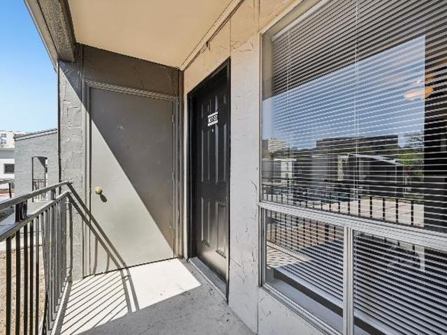 Studio, 1 bath, Condo 8631 Fairhaven St