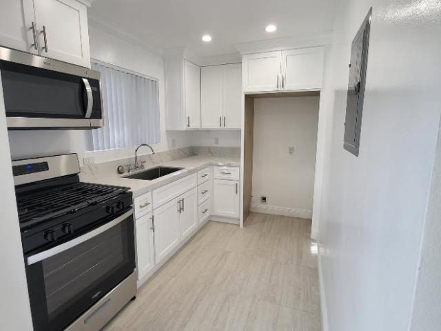 Studio, 1 bath, Condo 8919 Longden Ave