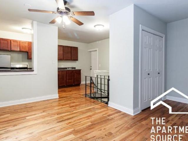 Studio, 1 bath, Condo 817 West Cornelia Ave