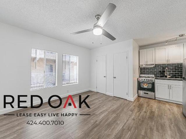 Studio, 1 bath, Condo 818 S Mariposa Ave