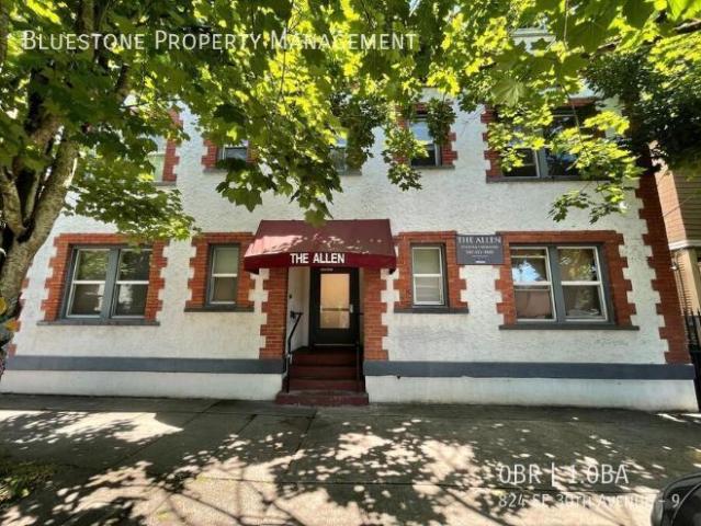 Studio, 1 bath, Condo 824 SE 30th Avenue
