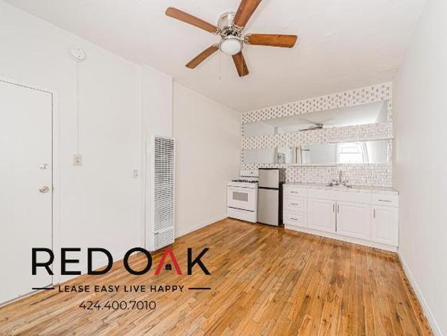 Studio, 1 bath, Condo 836 Sanborn Ave