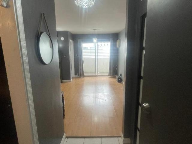 Studio, 1 bath, Condo 960 Larrabee St