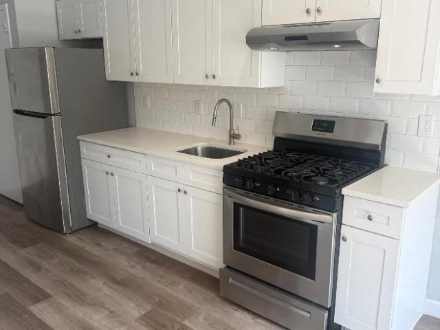 Studio, 1 bath, Condo 96 16th Ave
