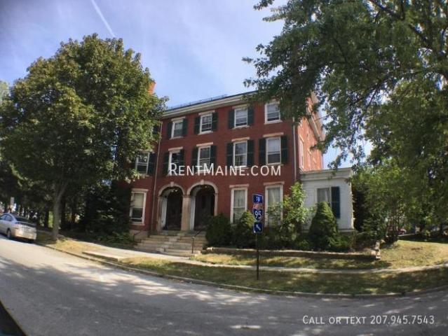 Studio, 1 bath, Condo 97 Broadway