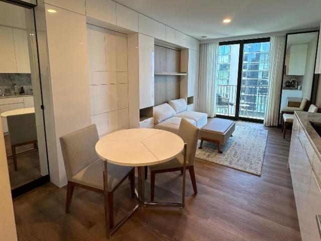 Studio, 1 bath, Condo 987 Queen St