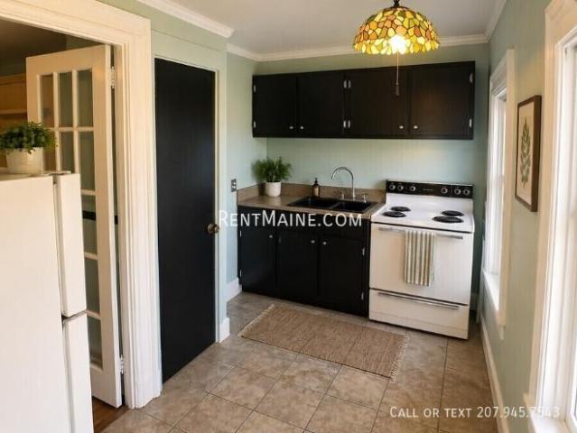 Studio, 1 bath, Condo 99 Broadway