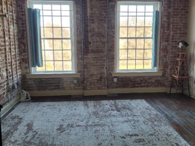 Studio, 1 bath, Condo 901 Jefferson St