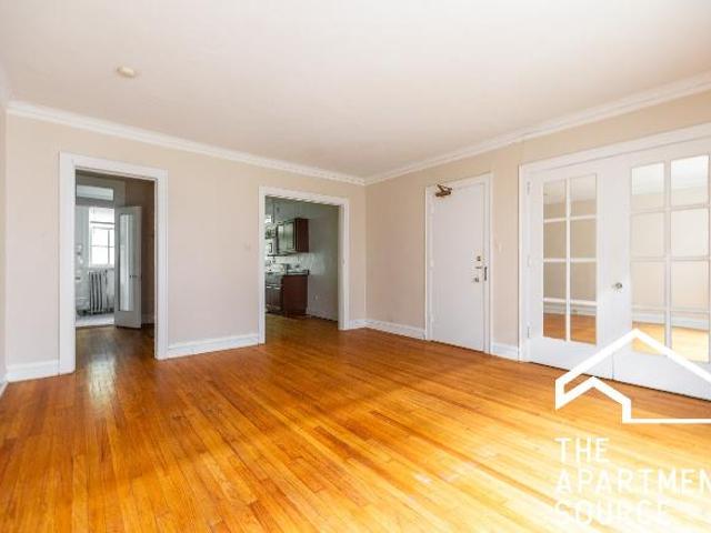 Studio, 1 bath, Condo 911 Elmwood Ave