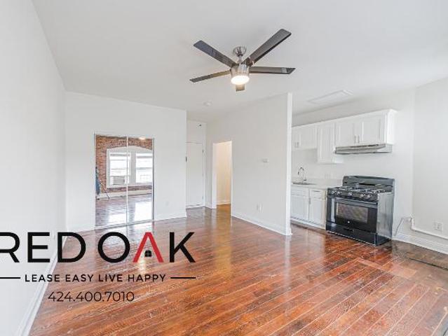 Studio, 1 bath, Condo 915 S Carondelet Street
