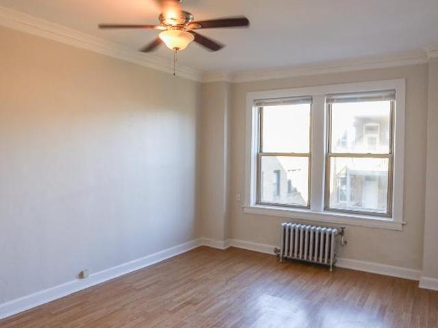 Studio, 1 bath, Condo 922 Eastwood