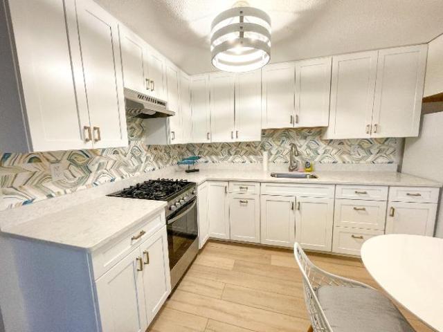 Studio, 1 bath, Condo 933 Ocean Blvd