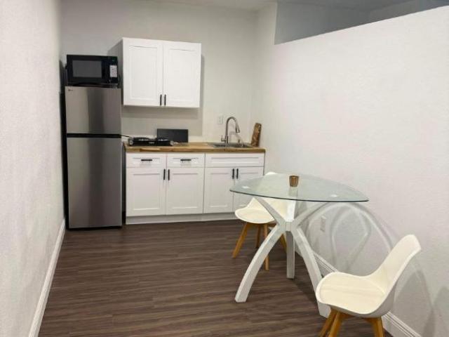 Studio, 1 bath, Single Family 11145 Huxley Ave