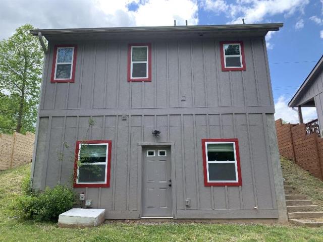 Studio, 1 bath, Single Family 185 Duckworth Ave